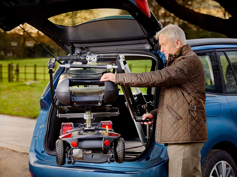 Car Boot Hoists: Advantages and Disadvantages | Able to Enable